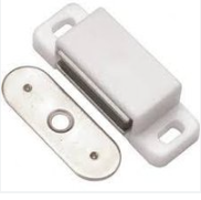 C & C White Magnetic Catch Small (Pair)